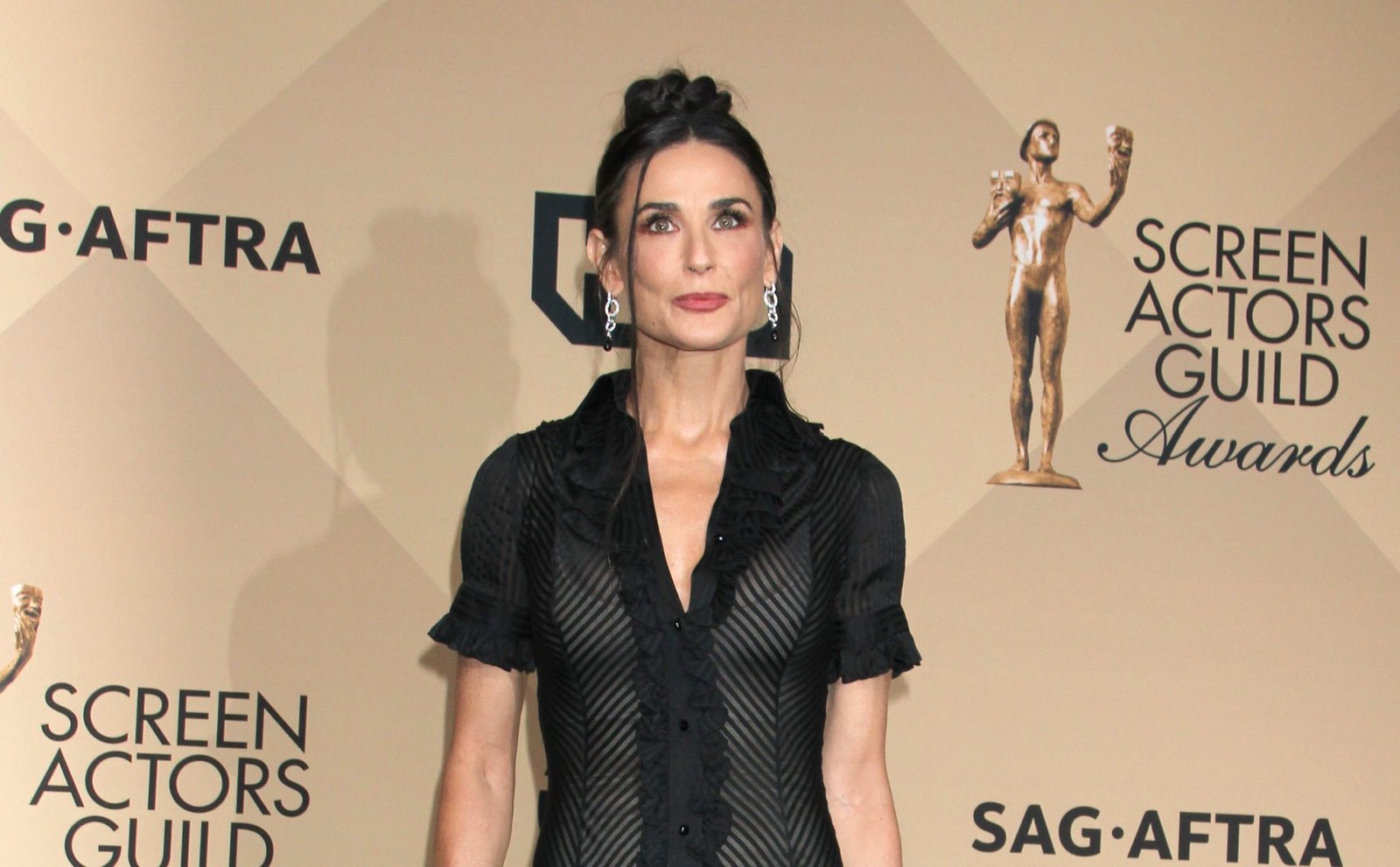 Demi Moore Measurements: Height, Weight, & More