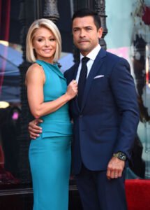What Size Is Kelly Ripa? Height, Weight, Measurements & More