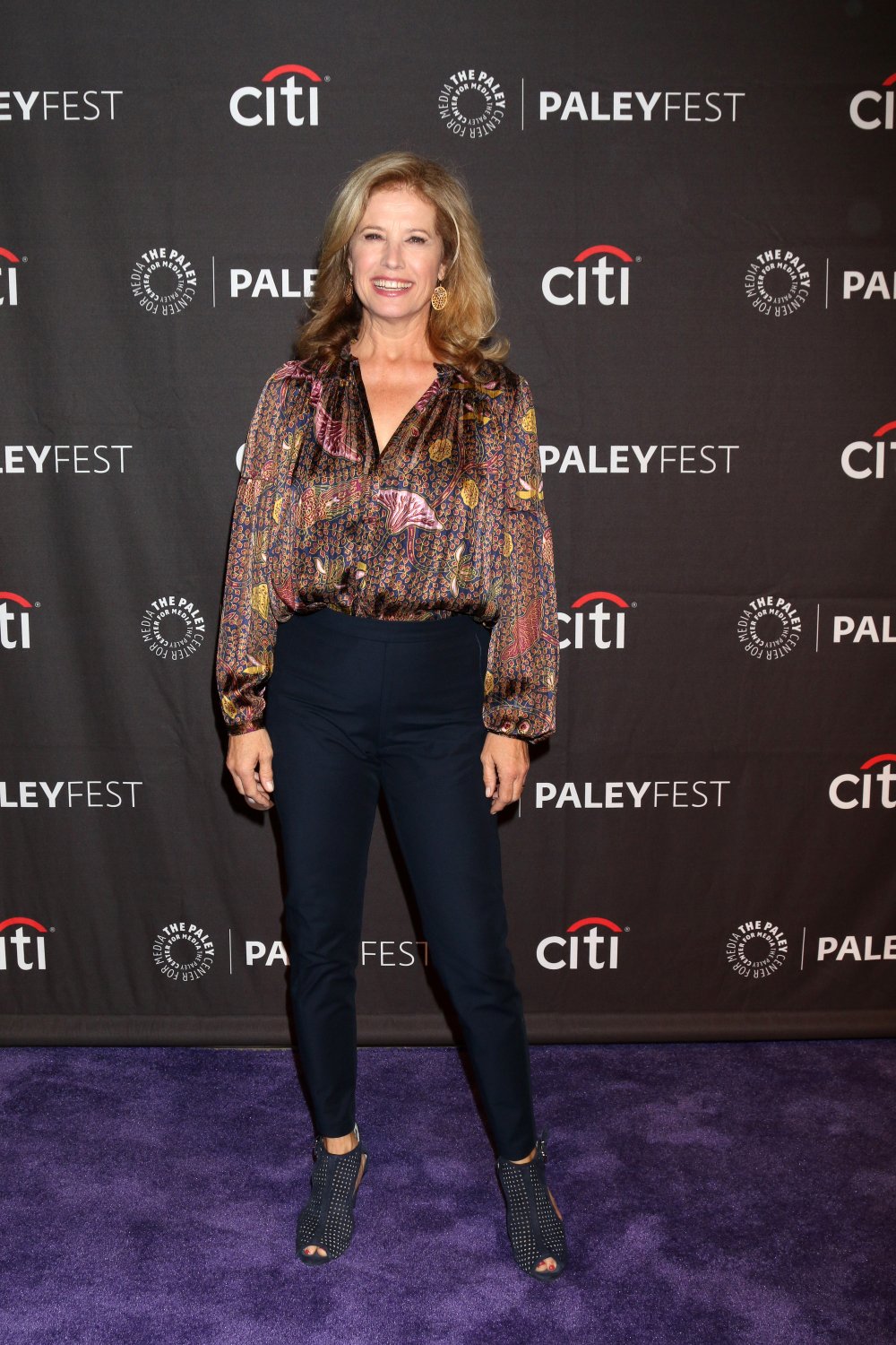 Nancy Travis Measurements: Height, Weight & More