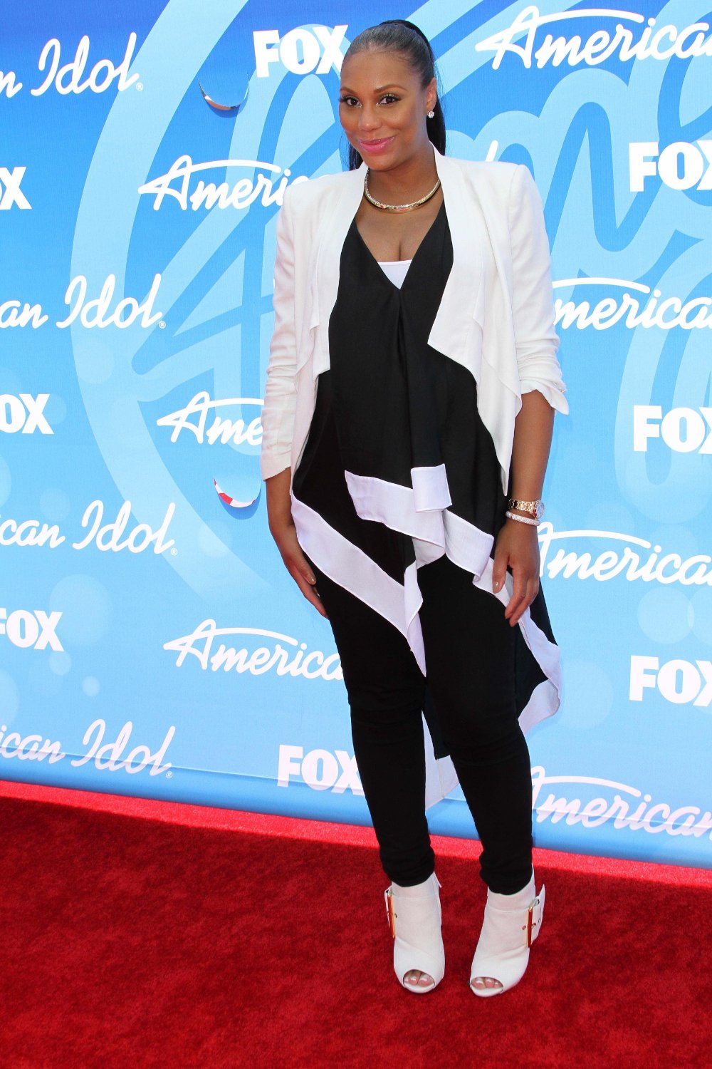 Tamar Braxton Measurements: Height, Weight & More