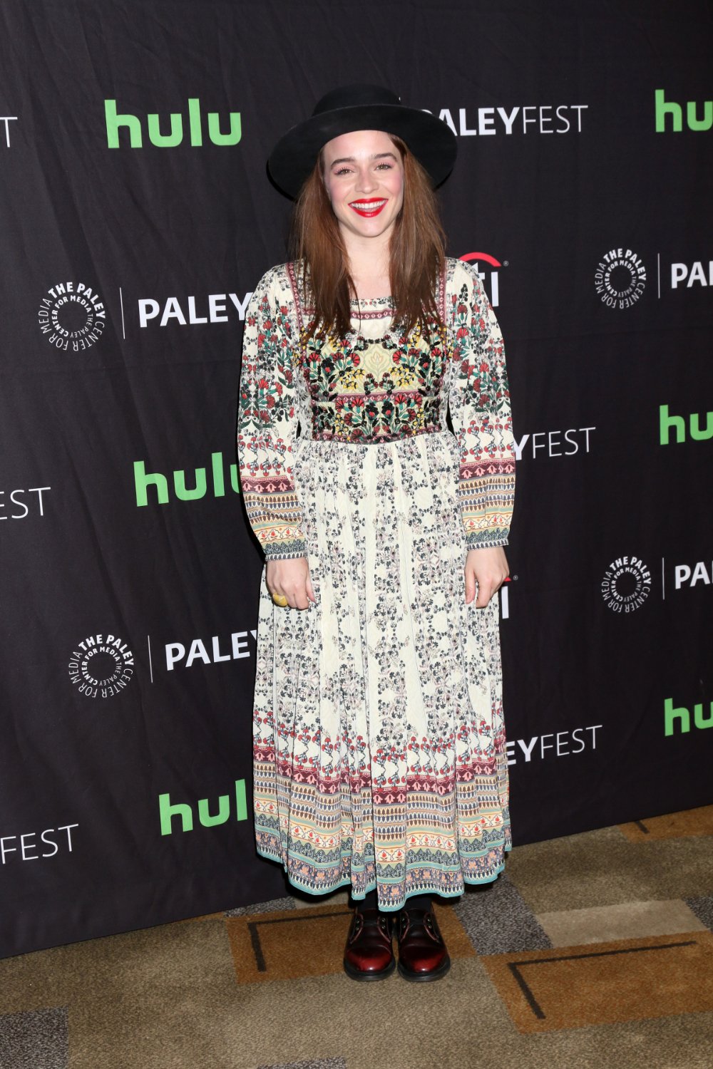 Renee Felice Smith Measurements: Height, Weight & More