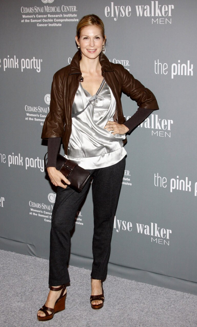 Kelly Rutherford Measurements: Height, Weight & More