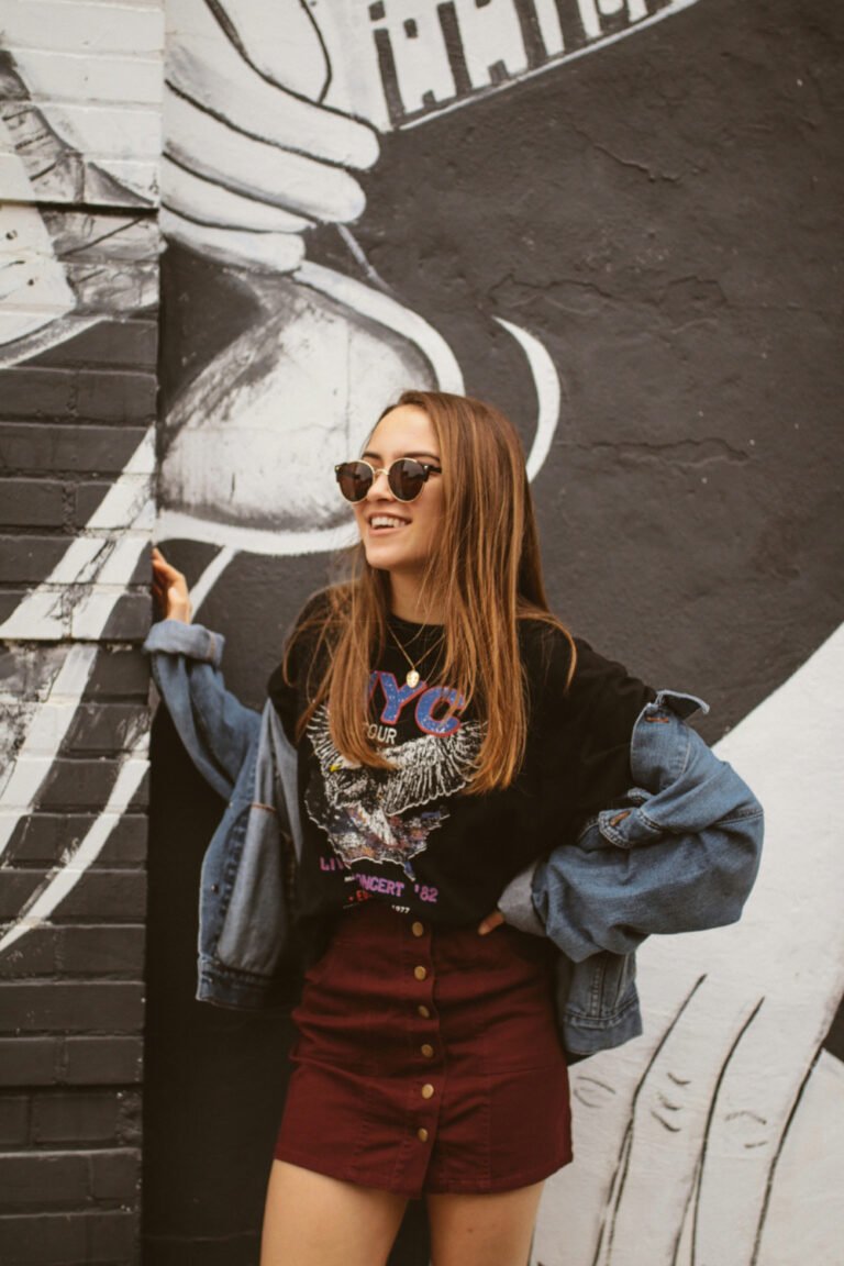 30 Fashionable Fall Outfits Every Woman Needs In Her Wardrobe