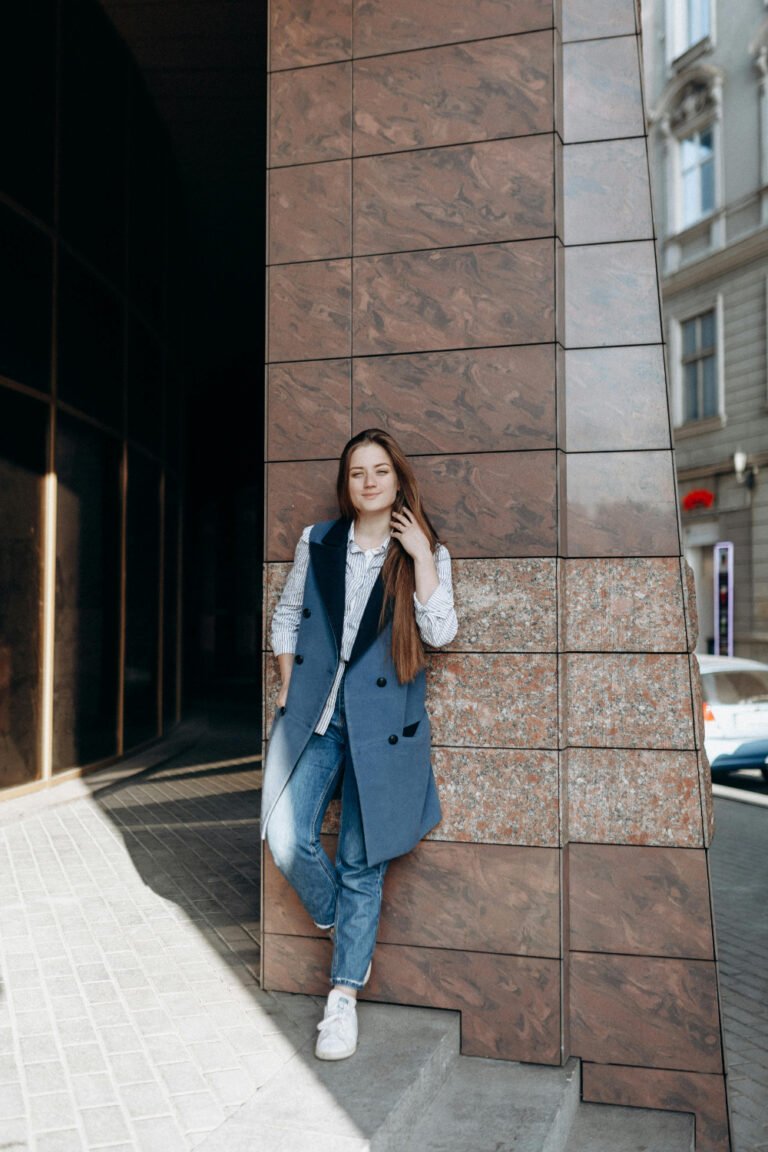 30 Fashionable Fall Outfits Every Woman Needs In Her Wardrobe