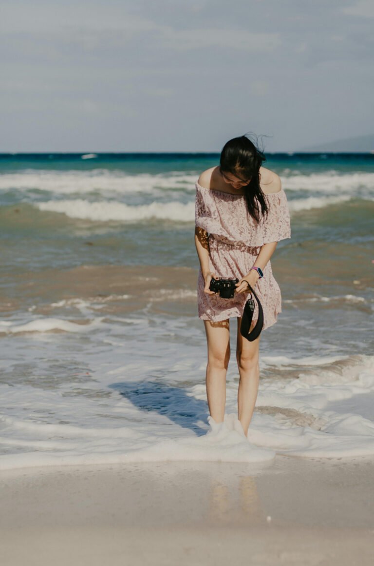 38+ Sizzling Beach Vacation Outfits for Your Next Coastal Getaway
