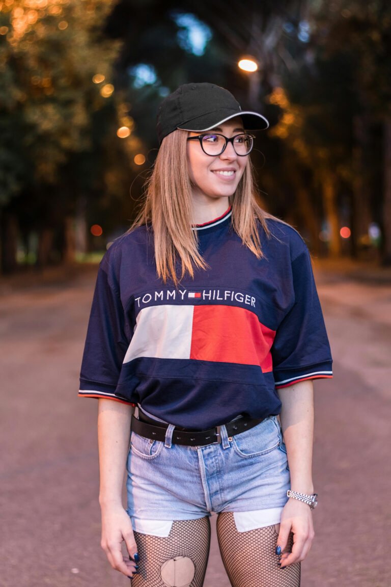 37+ Game-Changing Outfits to Wear to a Football Game Day