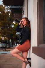 37+ Fashionable Dinner Date Outfits to Make Him Skip a Beat