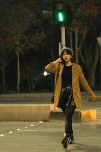 32+ Fashionable Dubai Outfits: From Souks to Skylines