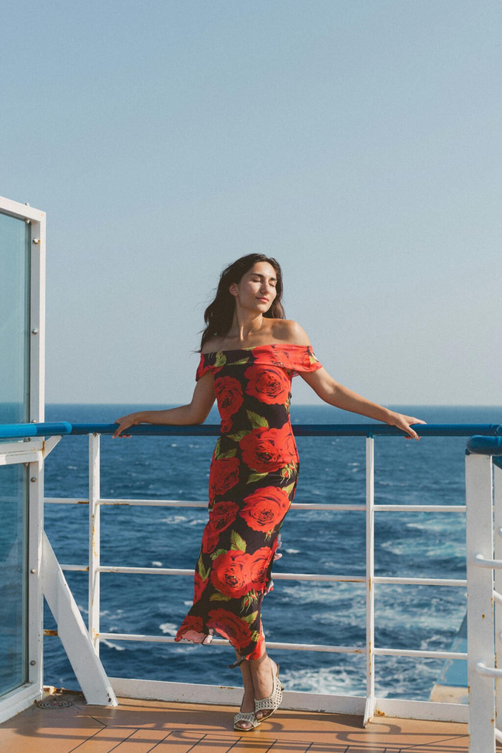 38+ Fashionable Yacht Party Outfits That'll Float Your Boat