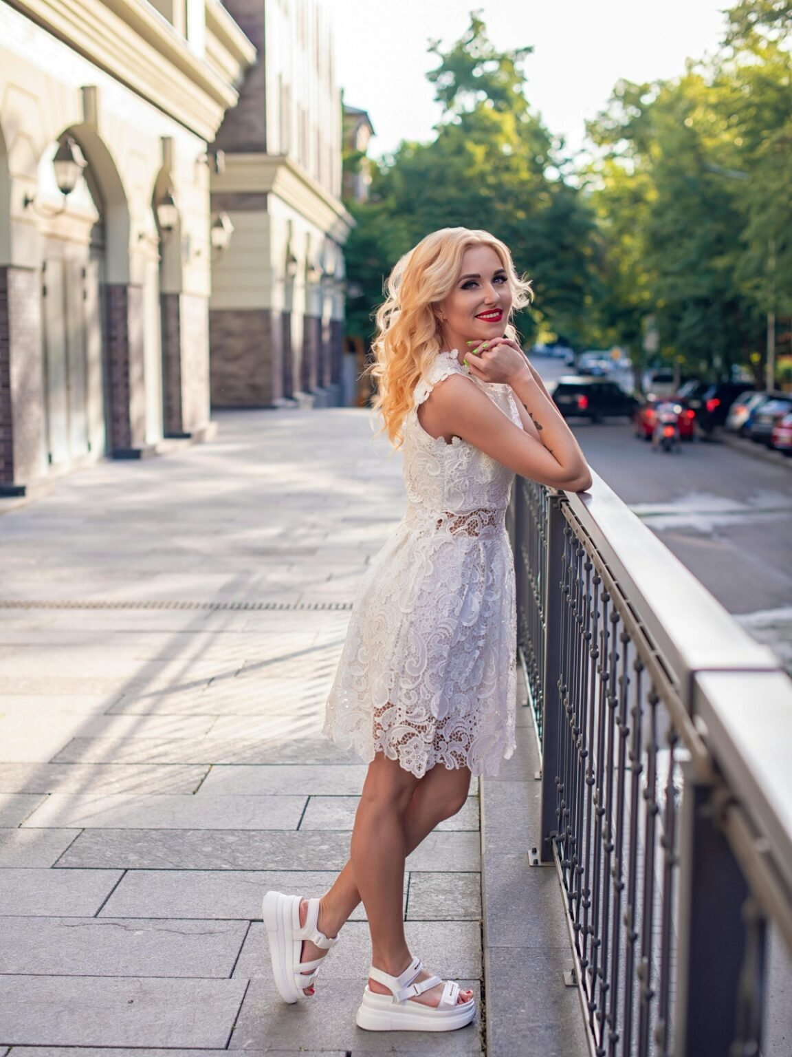 40+ Stunning All White Outfits to Make a Statement Everywhere