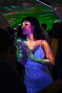 40+ Dazzling Rave Outfit Ideas for Epic Dance Parties