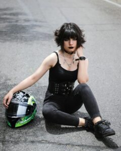 40+ Fashionable Gothic Outfits to Showcase Your Bold Side