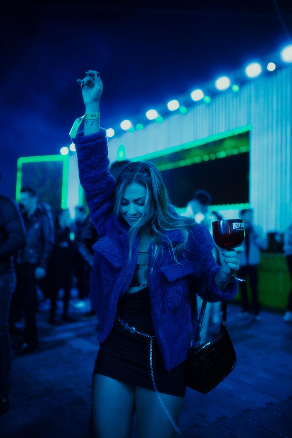 35+ Glamorous Music Festival Outfits to Stand Out in the Crowd!