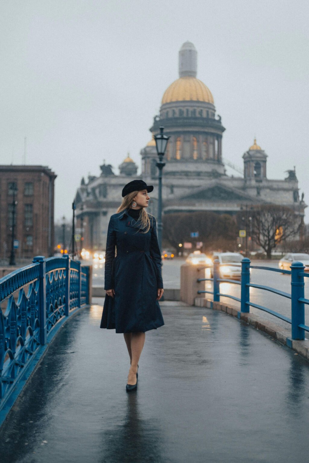 40+ Fashionable All Black Outfits That'll Make a Statement