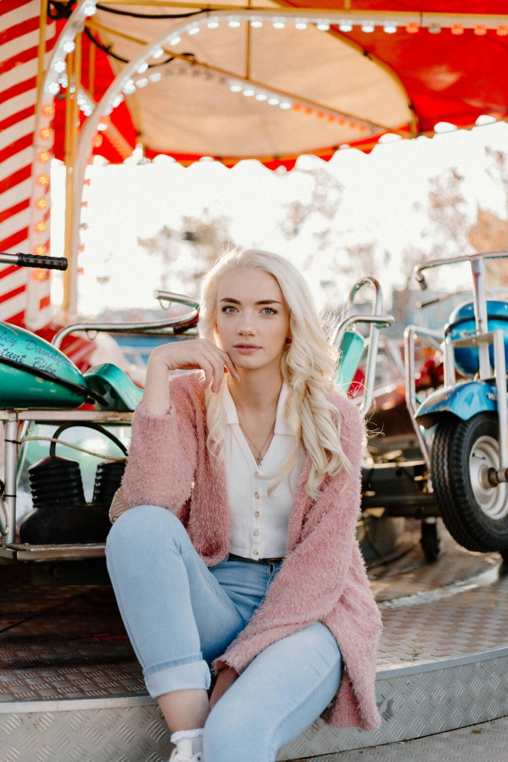 33+ Dazzling Carnival Outfits for the Ultimate Festive Look