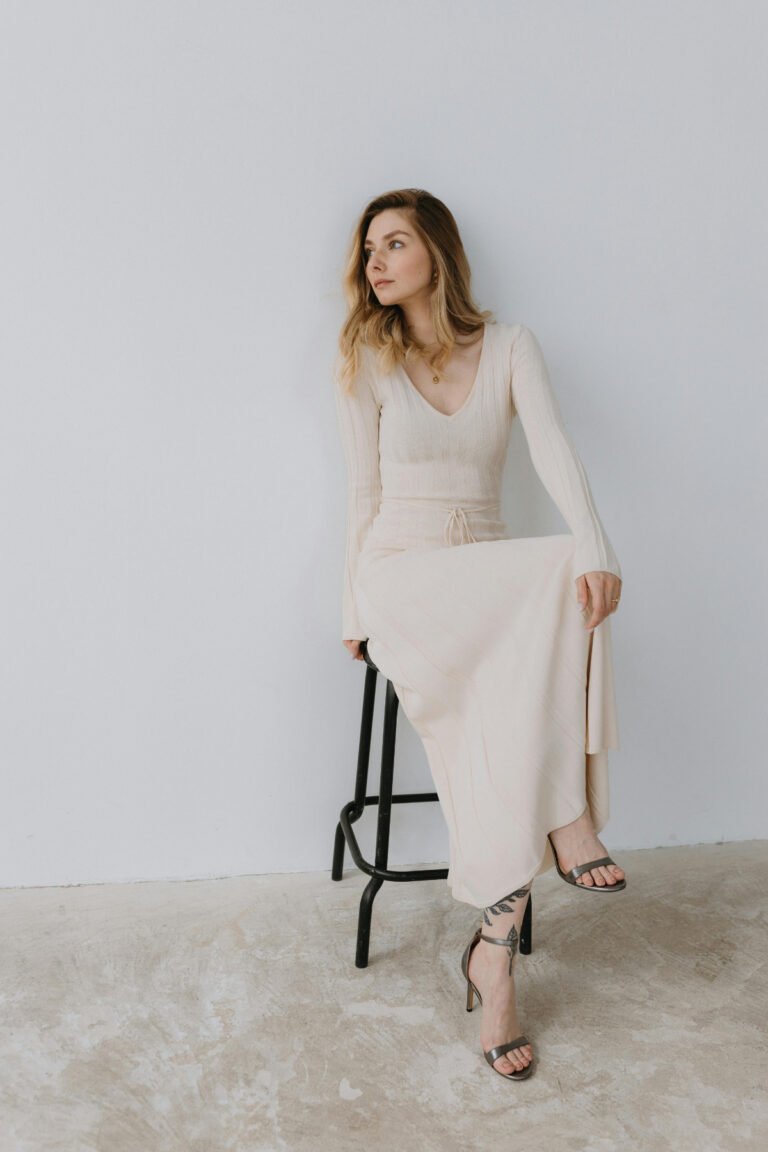 30+ Stylish and Cozy Sweater Dress Outfits You Need this Season