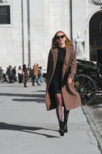 30+ Respectful Humble Outfits You Can Wear to a Funeral