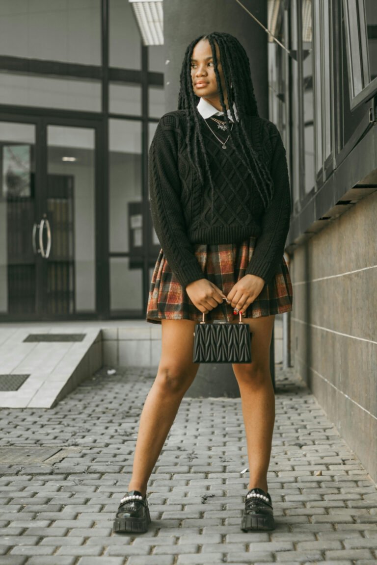 30+ Classy Dark Academia Outfits You Must Have In Your Wardrobe
