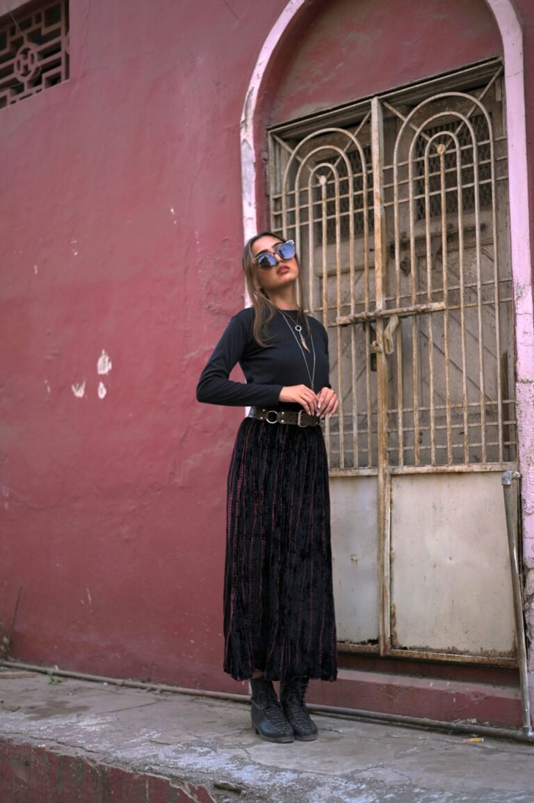 33+ Dazzling Carnival Outfits for the Ultimate Festive Look