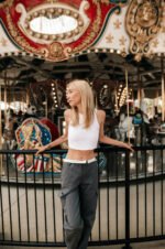 33+ Dazzling Carnival Outfits for the Ultimate Festive Look