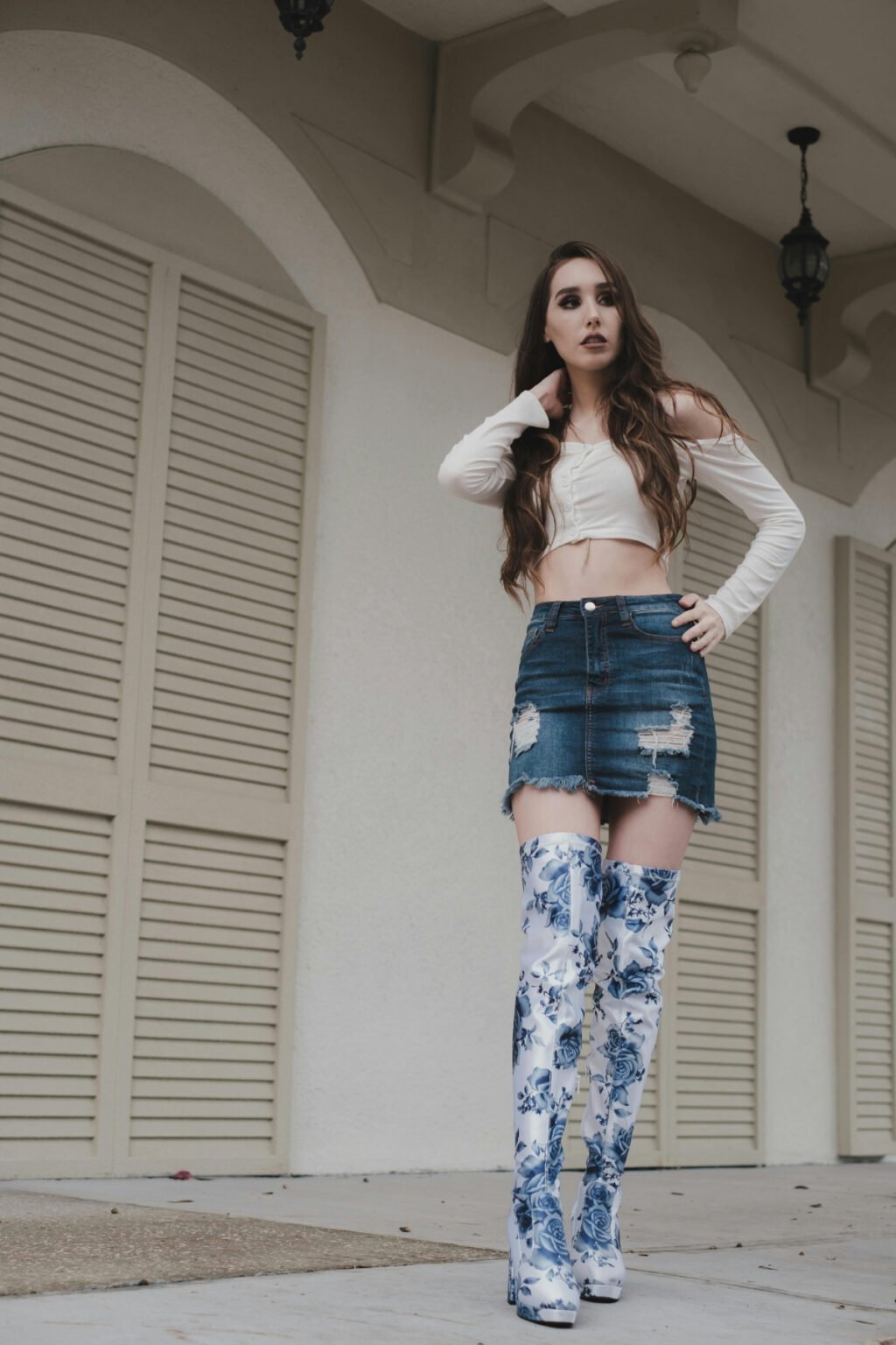 32+ Street-Style Denim Mini Skirt Outfits Everyone Will Copy