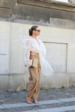 30+ Elegant Country Club Outfits: From the Green to the Lounge