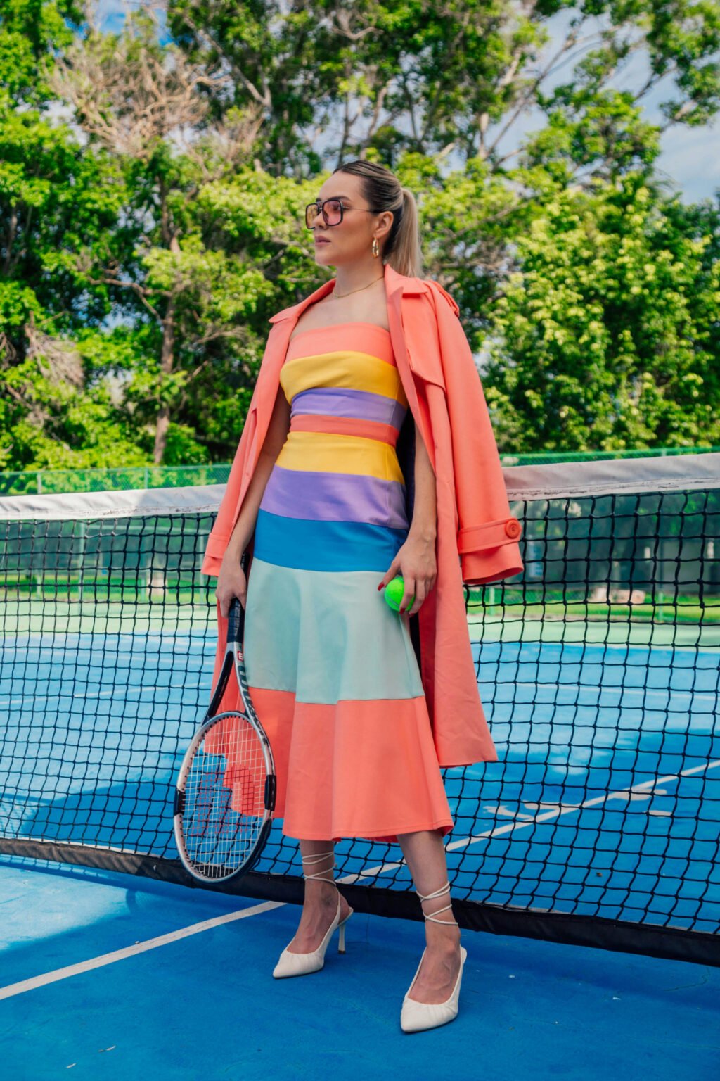 30+ Elegant Country Club Outfits: From the Green to the Lounge