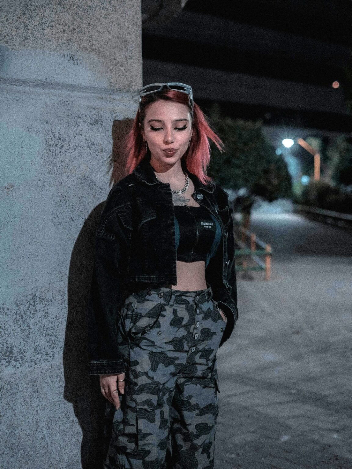 35+ Fashion-Forward Cargo Pants Outfits For Every Occasion