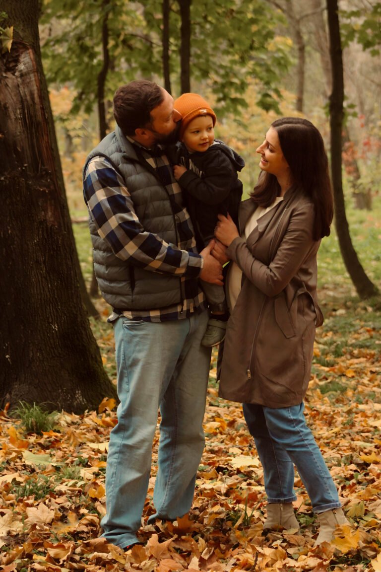 33+ Stylish Family Photo Outfit Ideas for Picture-Perfect Moments