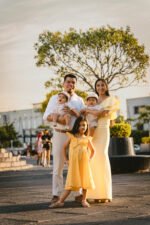 33+ Stylish Family Photo Outfit Ideas for Picture-Perfect Moments