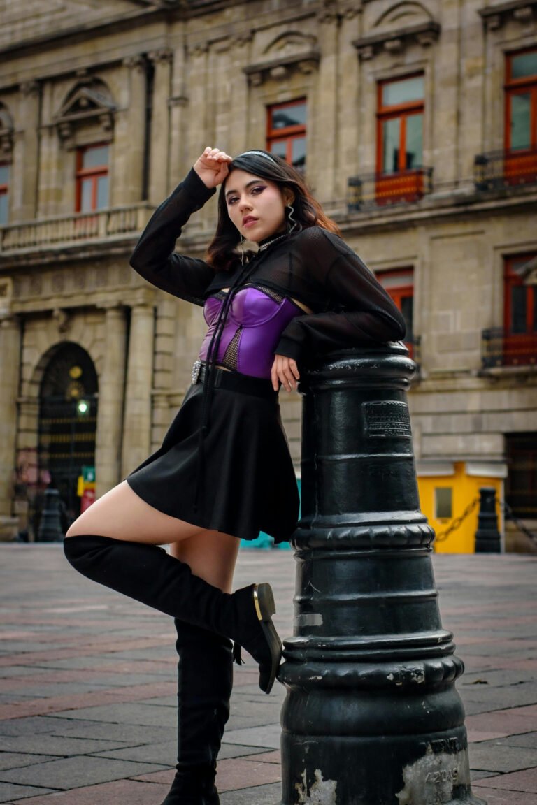 25+ Mind-Blowing Corset Outfit Ideas Worth Copying