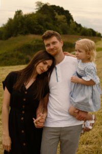 33+ Stylish Family Photo Outfit Ideas for Picture-Perfect Moments