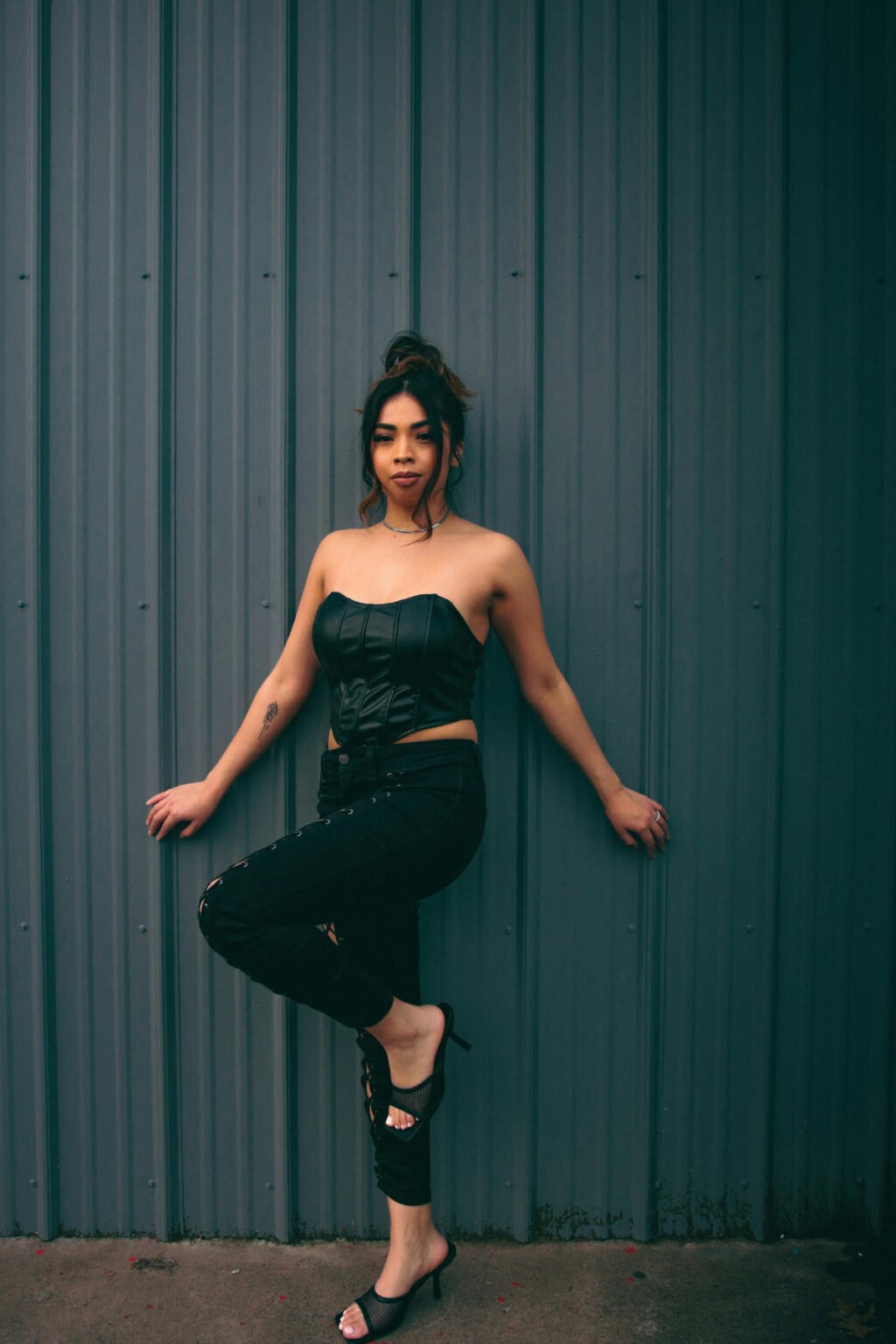 25+ Mind-Blowing Corset Outfit Ideas Worth Copying