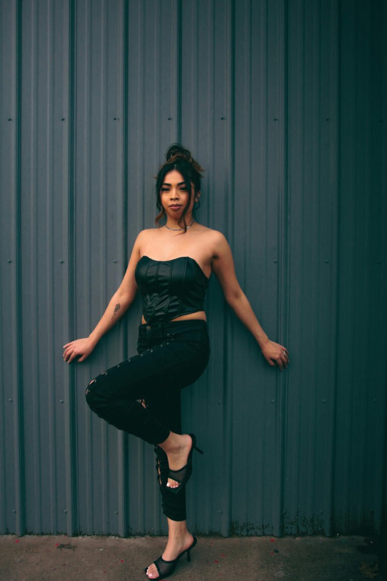 25+ Mind-Blowing Corset Outfit Ideas Worth Copying