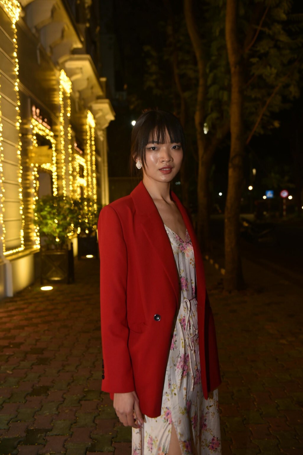 38+ Dazzling Night Out Outfits Women Need in Their Wardrobes