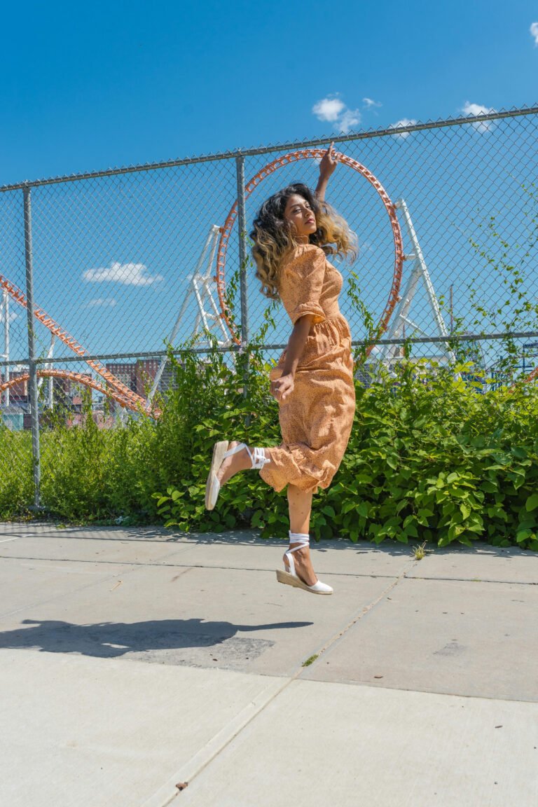 32+ Playful Disneyland Outfits for Your Next Fairytale Adventure