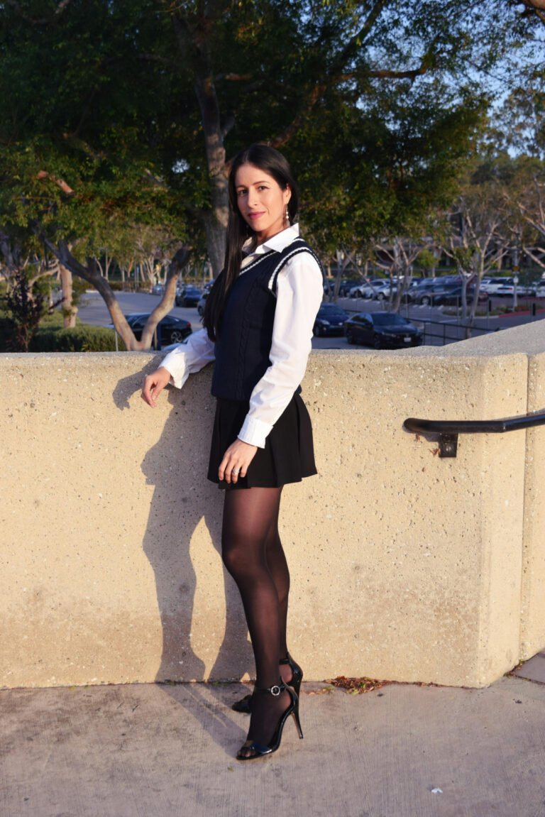 30+ Creative Black Skirt Outfit Ideas: From Casual to Classy