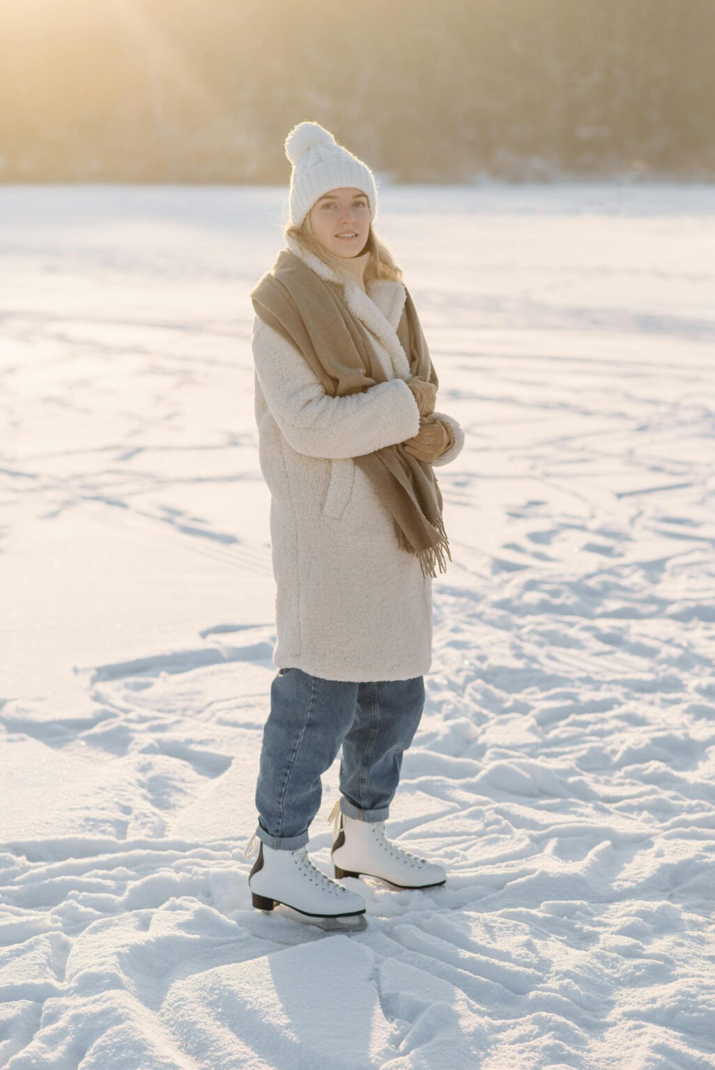 20+ Fashion-Forward Ice Skating Outfits to Dazzle on the Ice