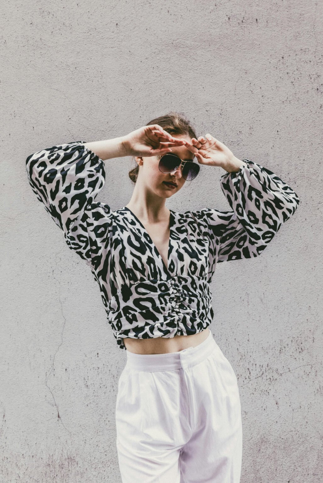 30+ Classy Leopard Print Outfits From Office to Evening