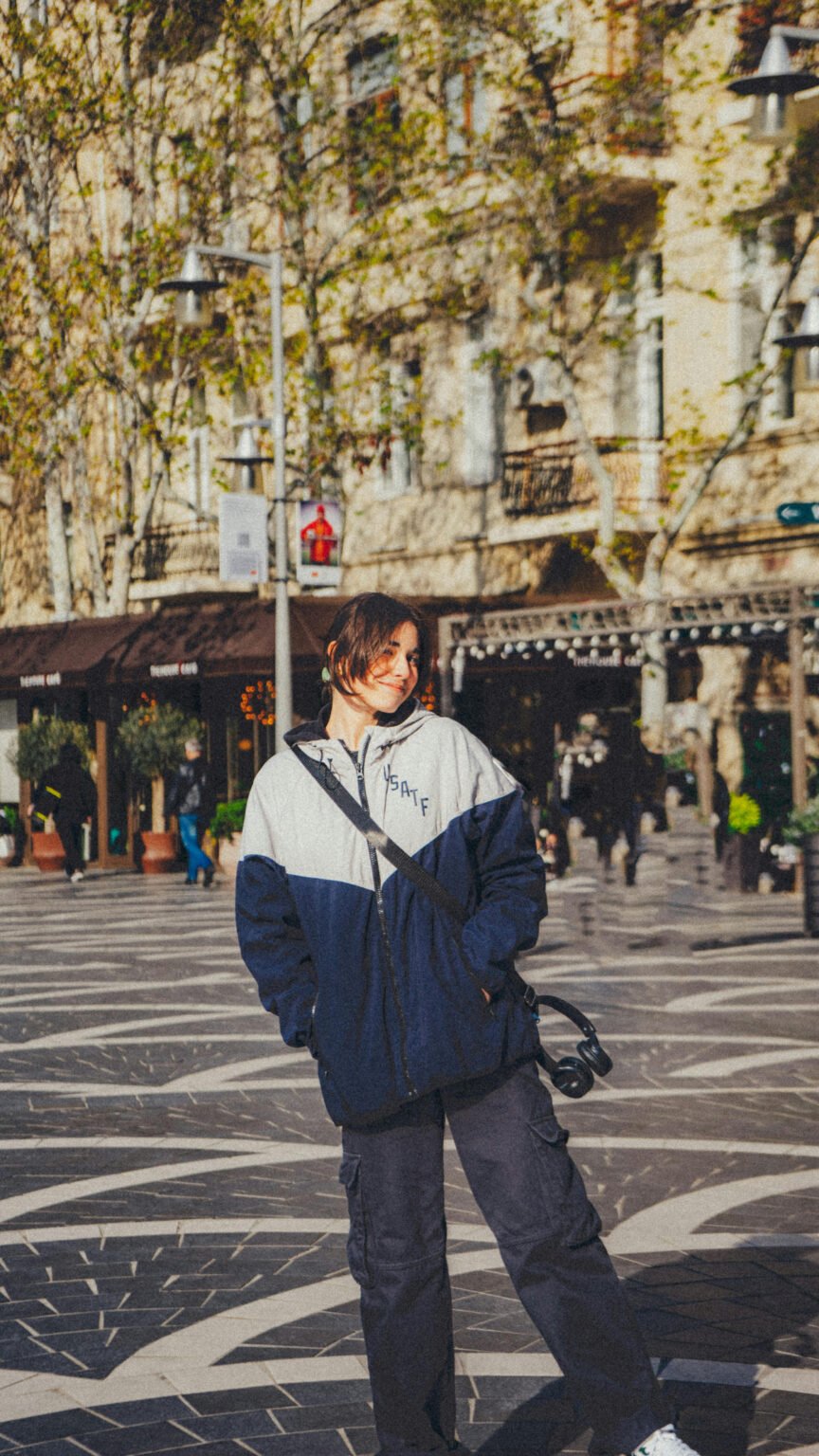 23+ Aesthetic Baggy Outfits From Casual to Office Ready