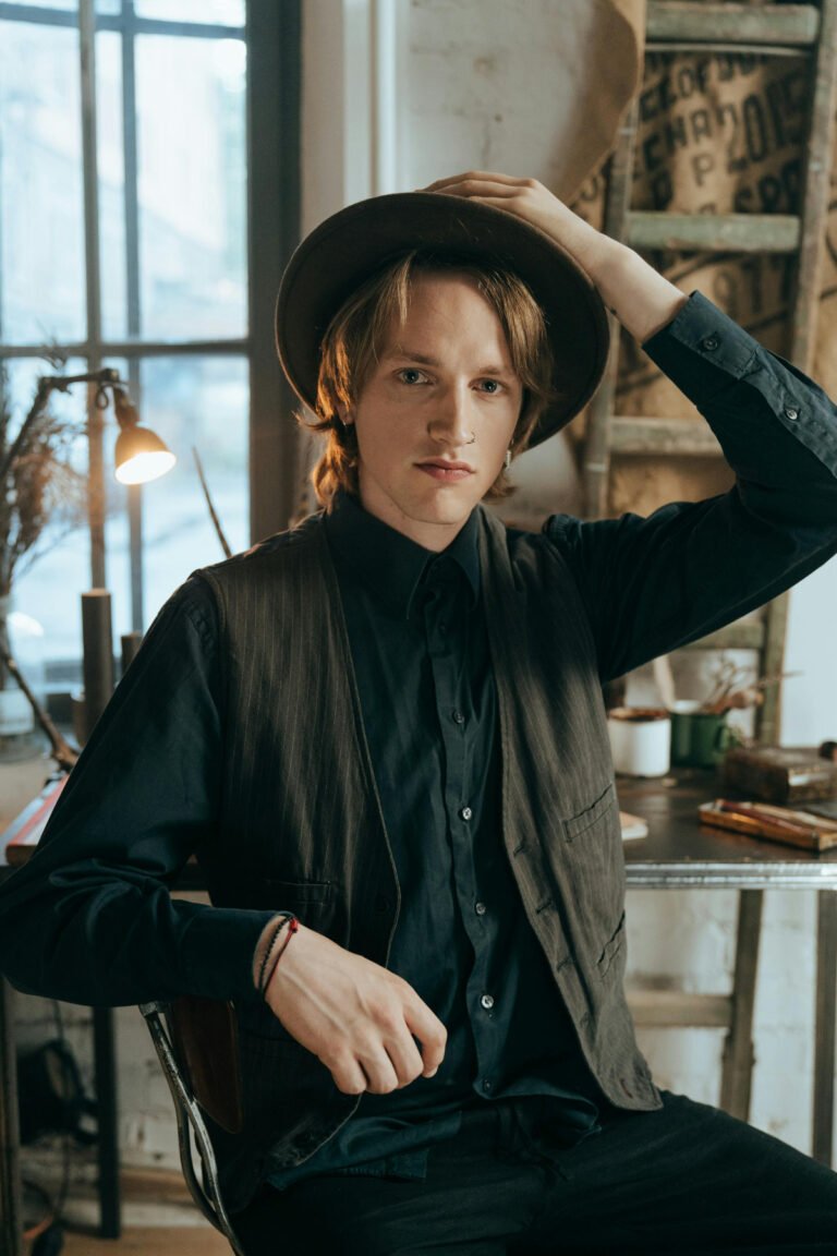 20+ Modern Men's Cowboy Outfits for Ranch Work to Saturday Night