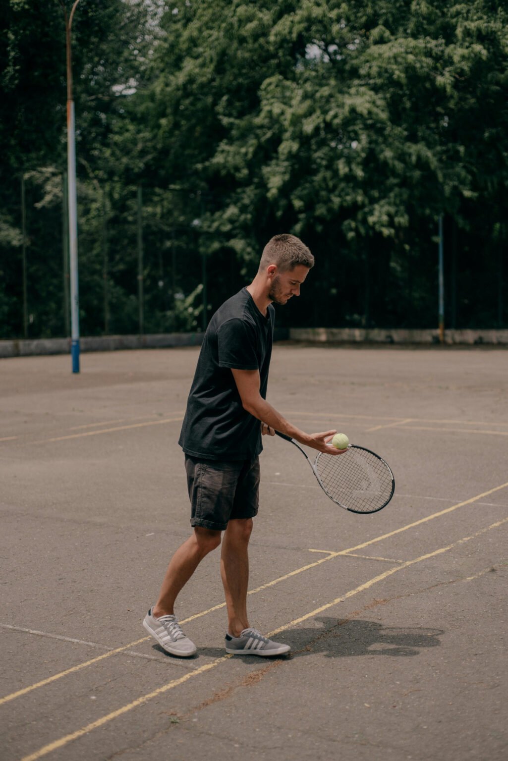 25+ Preppy Men's Tennis Outfits That Make You Look Like a Pro