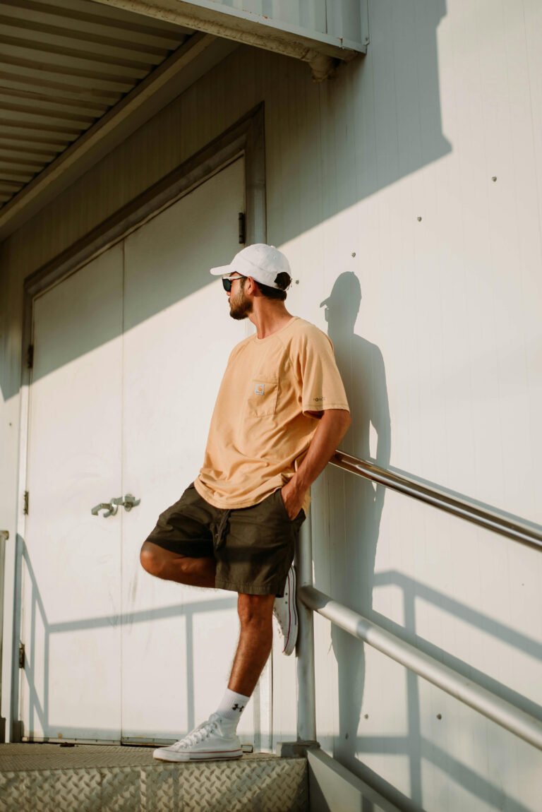25+ Celebrity-inspired Men's Streetwear Outfits Trending Now