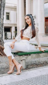 30+ Influencer-inspired Lace Outfits Women Need in Their Wardrobe