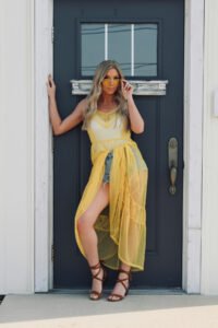 35+ Fresh & Cool Summer Outfits Women Need This Season