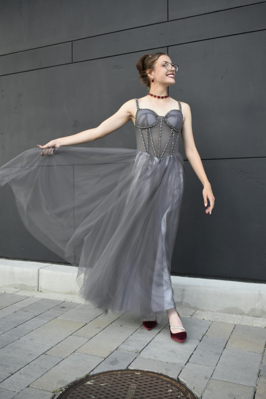 25+ Stunning Prom Outfit Ideas That Guarantee All Eyes On You