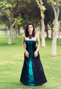 25+ Stunning Prom Outfit Ideas That Guarantee All Eyes On You