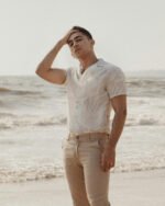 25+ Breezy Men's Beach Outfits That Work from Strolls to Parties